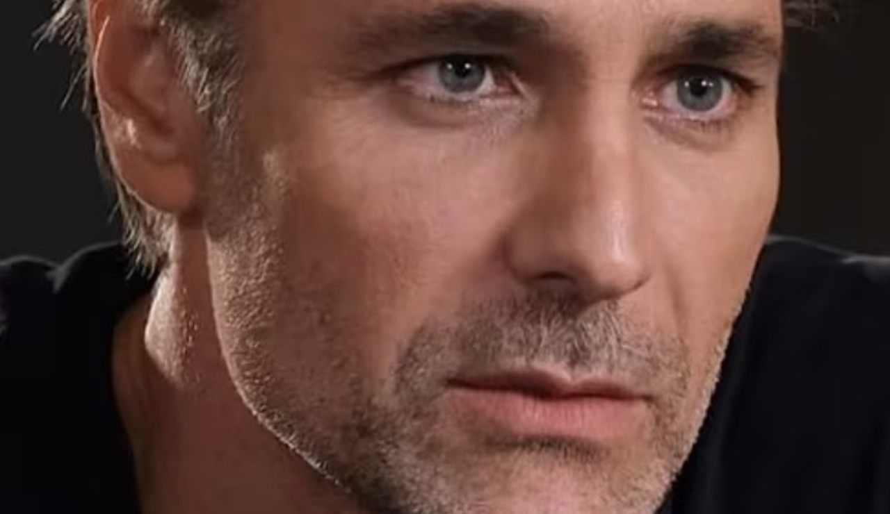 Raoul Bova, hanno il primo indagato per truffa ed estorsione: ecco chi ...